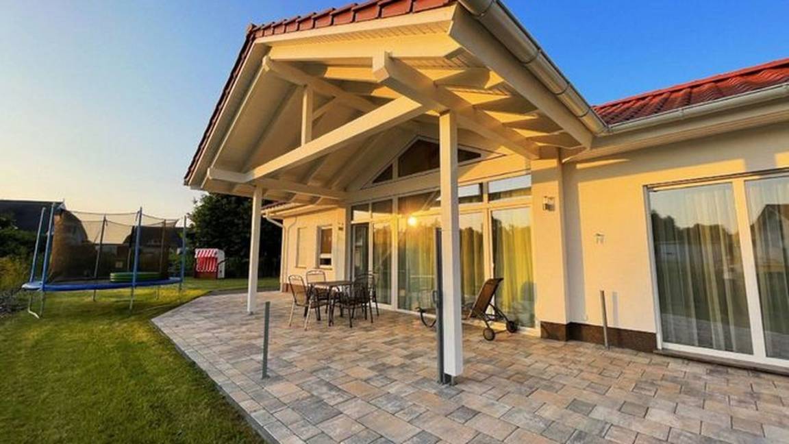 110 M² House ∙ 2 Bedrooms ∙ 4 Guests - Hiddensee