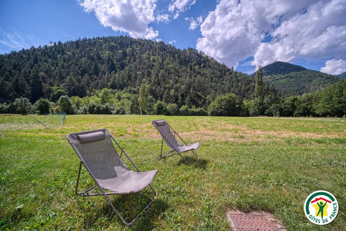 51 M² Gîte ∙ 2 Chambres ∙ 4 Personnes - Drôme