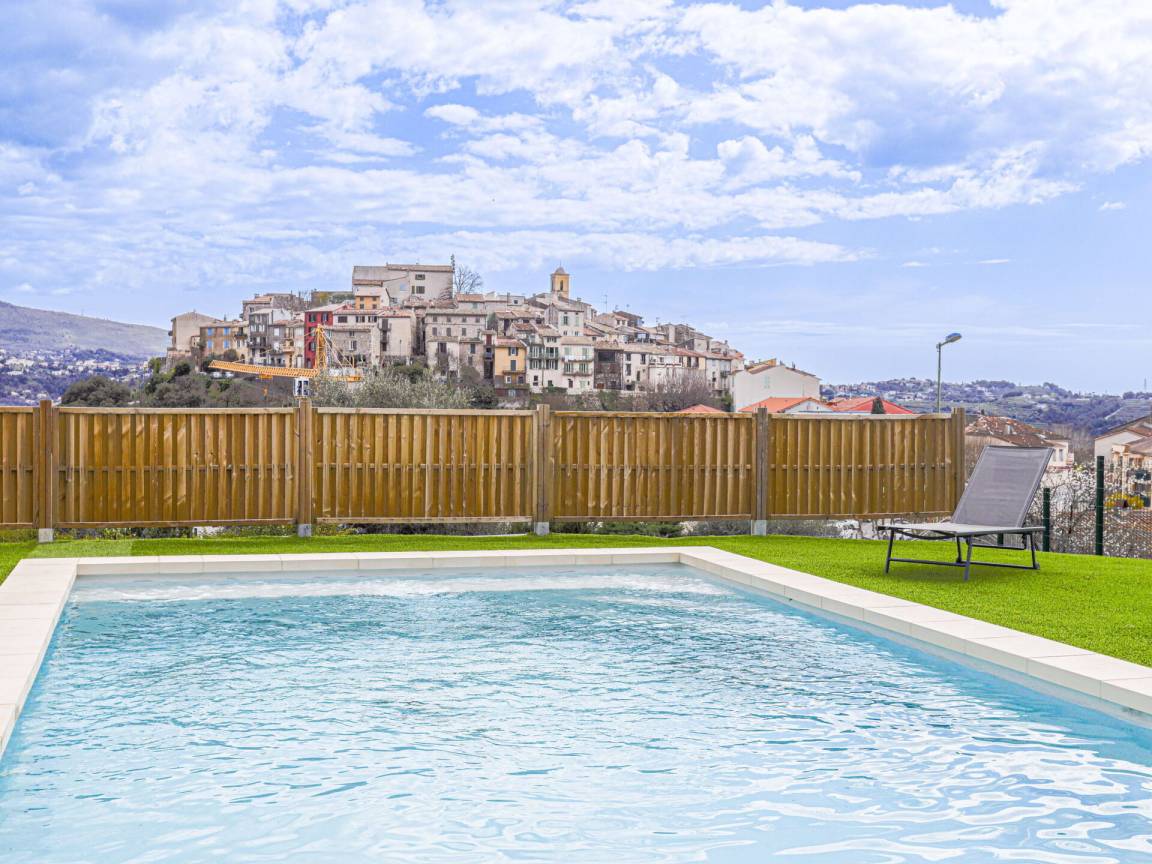 220 M² Villa ∙ 5 Bedrooms ∙ 10 Guests - Vence