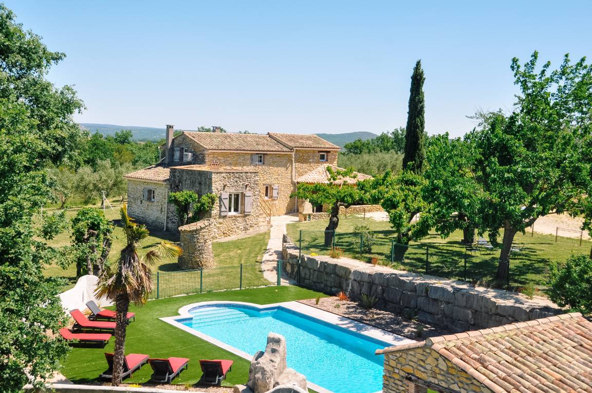 160 M² Casa ∙ 5 Habitaciones ∙ 12 Huéspedes - Barjac