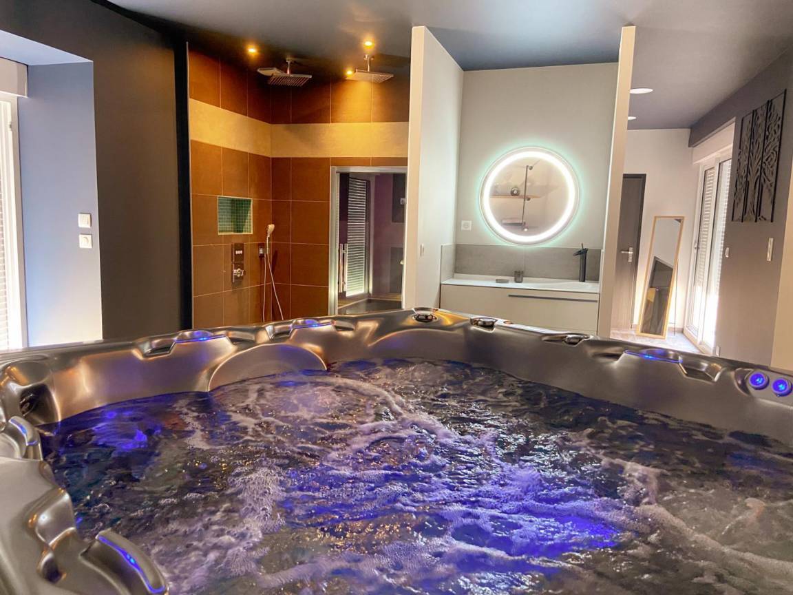 114 M² Cottage ∙ 2 Chambres ∙ 2 Personnes - Loire