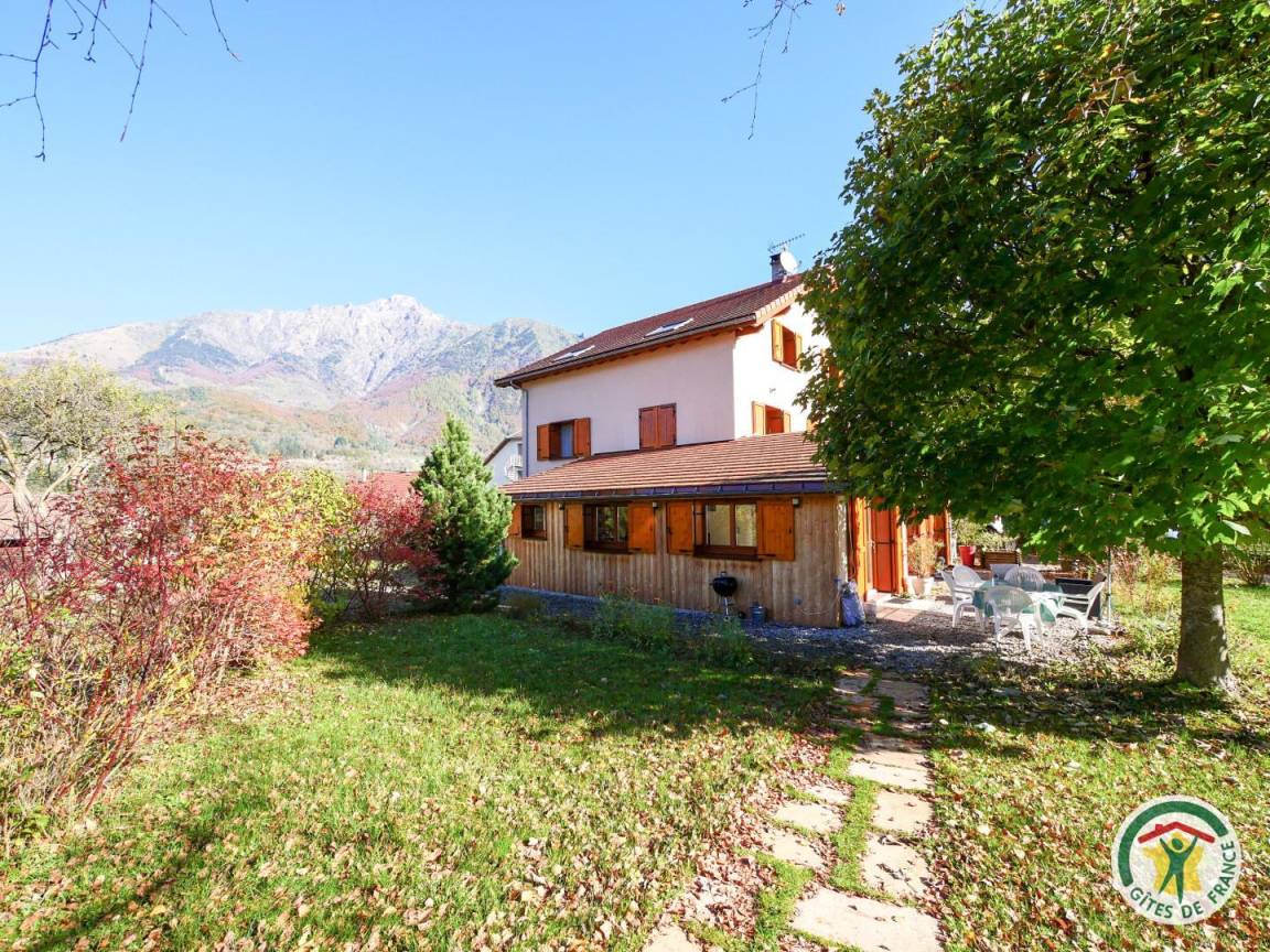 85 M² Gîte ∙ 2 Slaapkamers ∙ 5 Gasten - La Joue du Loup