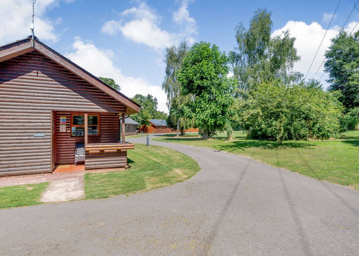 Chalet ∙ 1 Camera Da Letto ∙ 2 Ospiti - Cotswolds