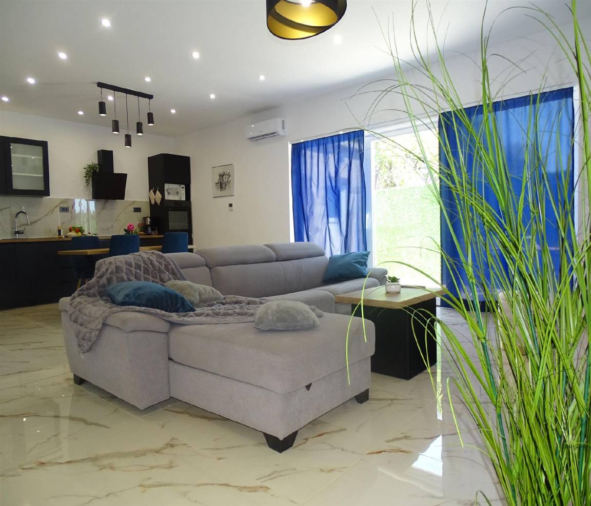 86 M² House ∙ 2 Bedrooms ∙ 6 Guests - Benkovac