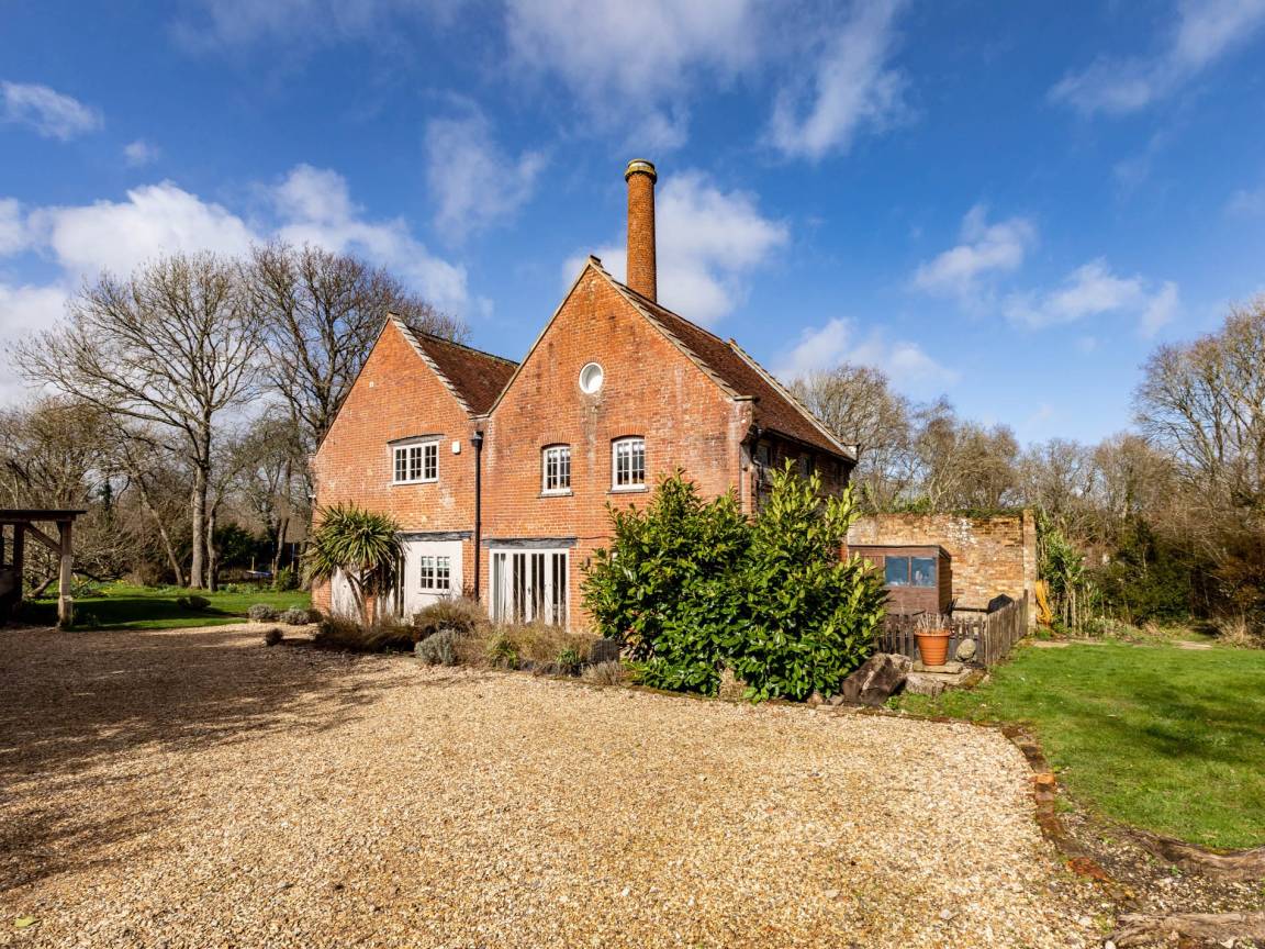 Cottage ∙ 1 Bedroom ∙ 4 Guests - Brockenhurst