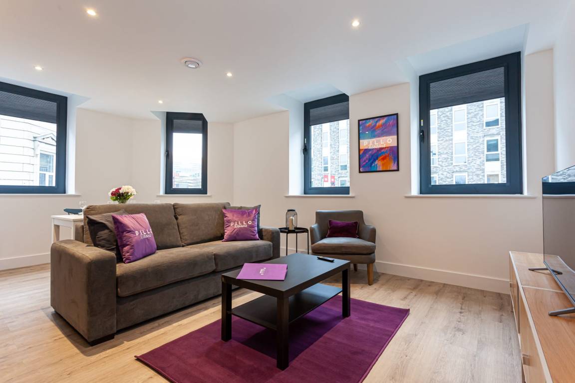 Apartment ∙ 1 Bedroom ∙ 4 Guests - Salford