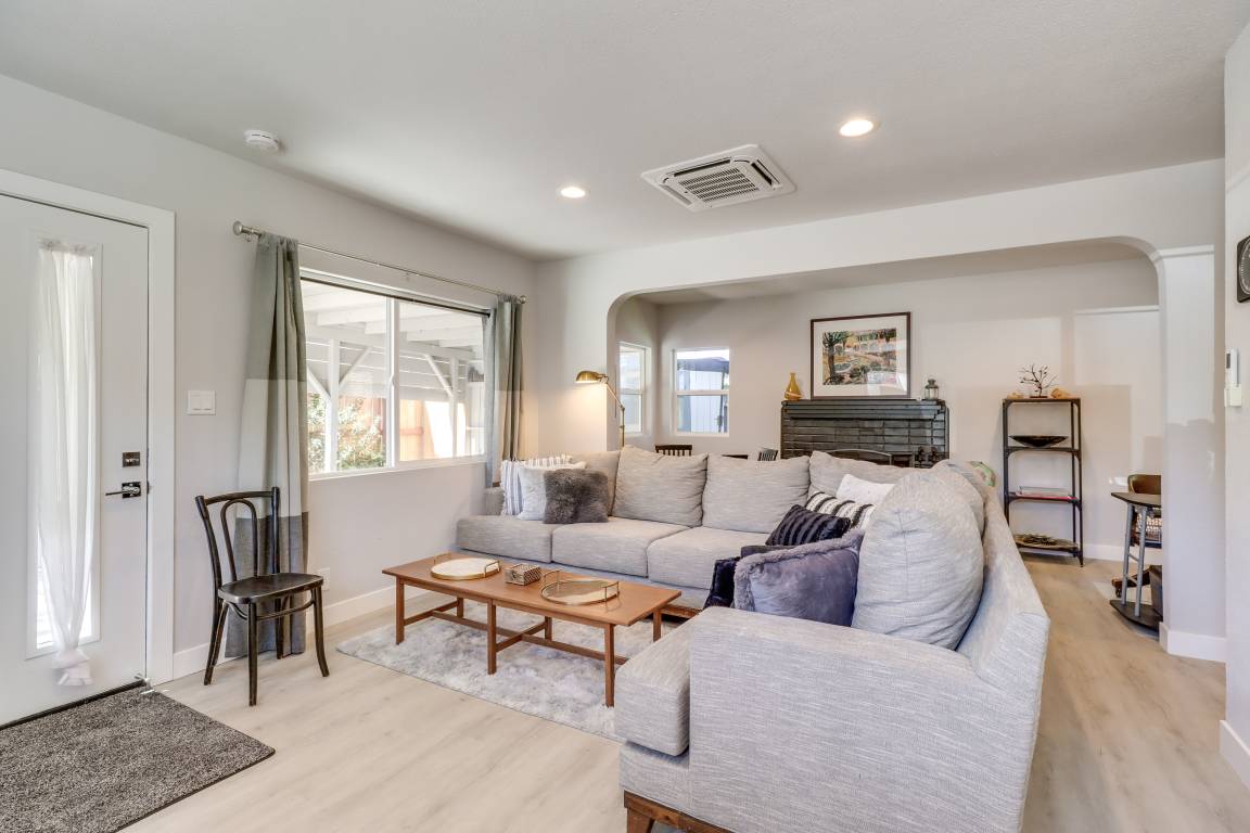 82 M² House ∙ 2 Bedrooms ∙ 4 Guests - Sparks, NV