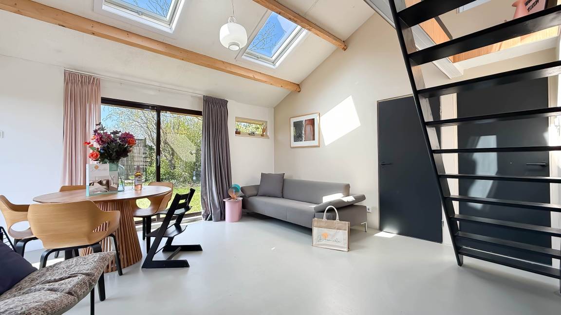 Bungalow ∙ 2 Slaapkamers ∙ 4 Gasten - Uitgeest