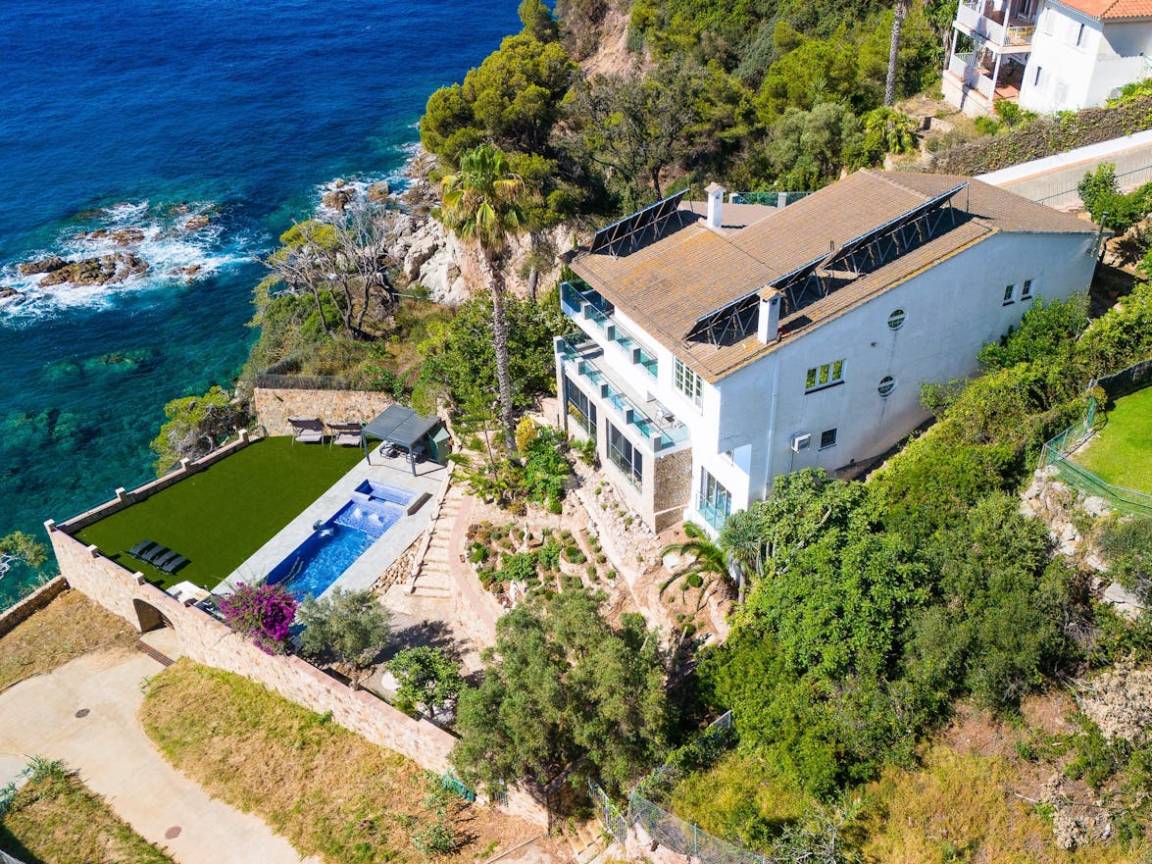 609 M² Ferienhaus ∙ 7 Schlafzimmer ∙ 14 Gäste - Lloret de Mar