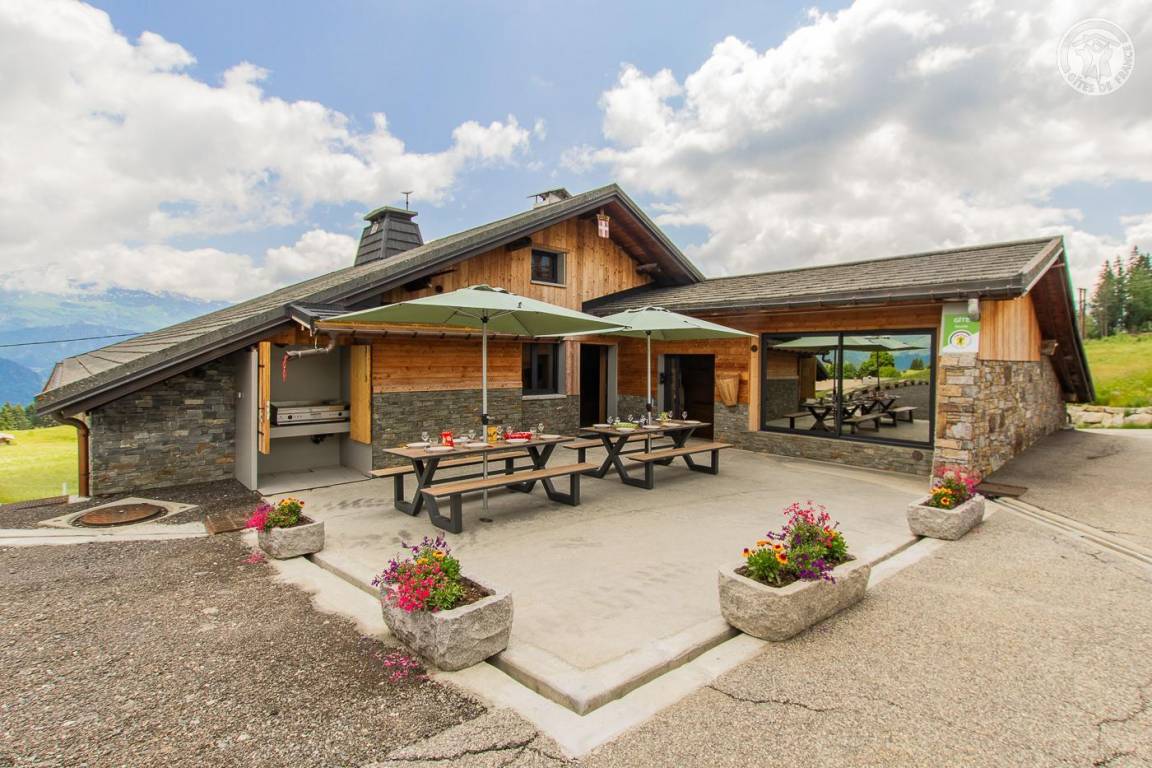 268 M² Gîte ∙ 7 Chambres ∙ 15 Personnes - Albertville