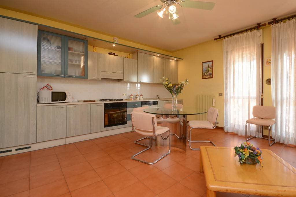60 M² Ferienwohnung ∙ 1 Schlafzimmer ∙ 4 Gäste - Sirmione