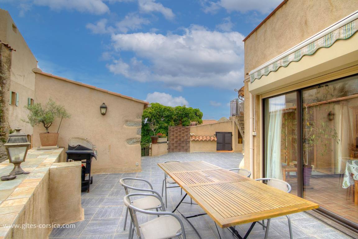 70 M² Gîte ∙ 2 Bedrooms ∙ 4 Guests - Calvi