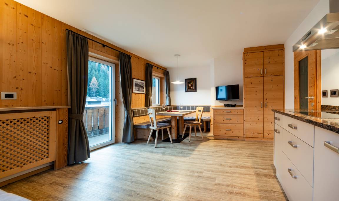 50 M² Appartamento Vacanza ∙ 2 Camere Da Letto ∙ 4 Ospiti - Selva di Val Gardena