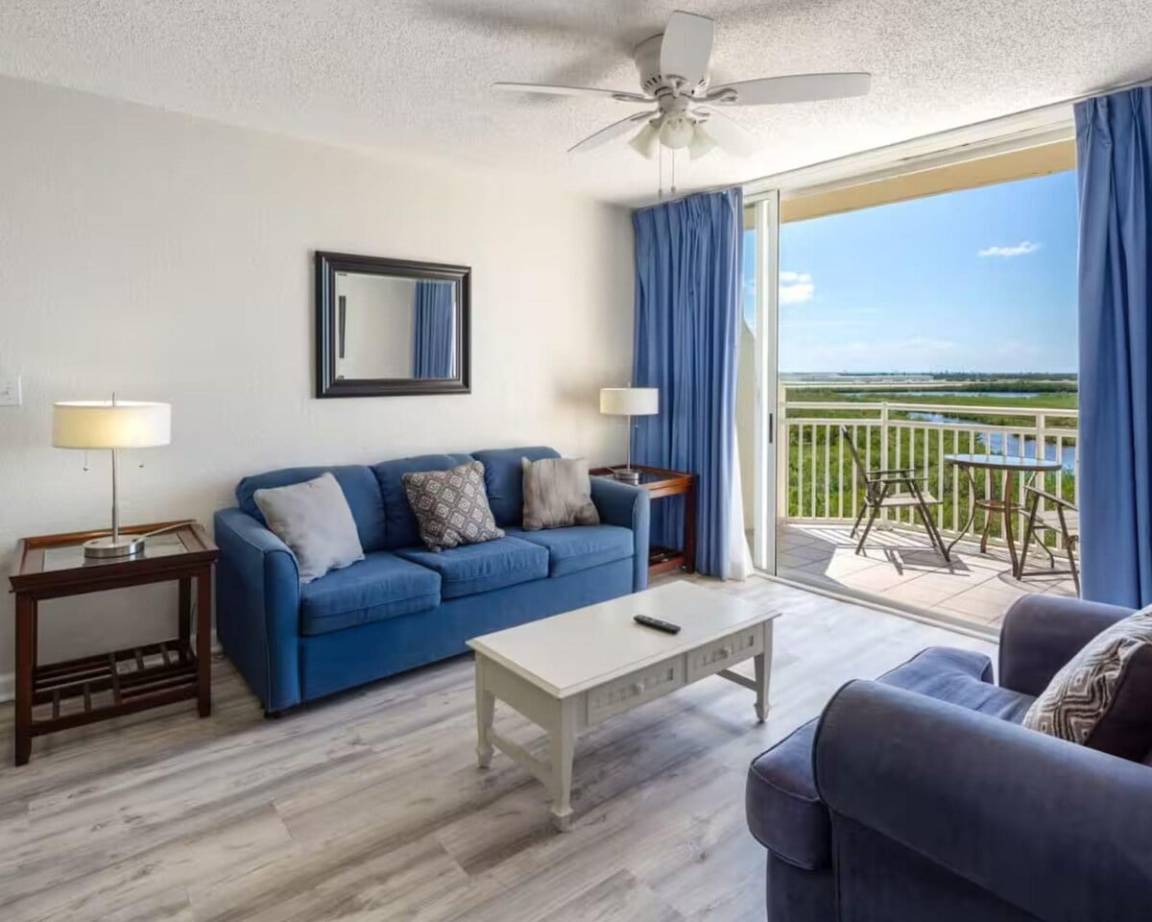 74 M² Condo ∙ 2 Bedrooms ∙ 6 Guests - Key West, FL