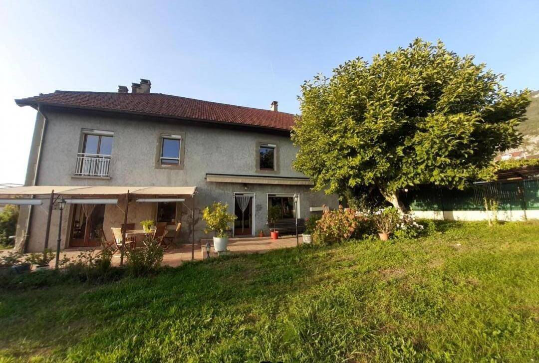 165 M² Gîte ∙ 4 Chambres ∙ 8 Personnes - Rumilly