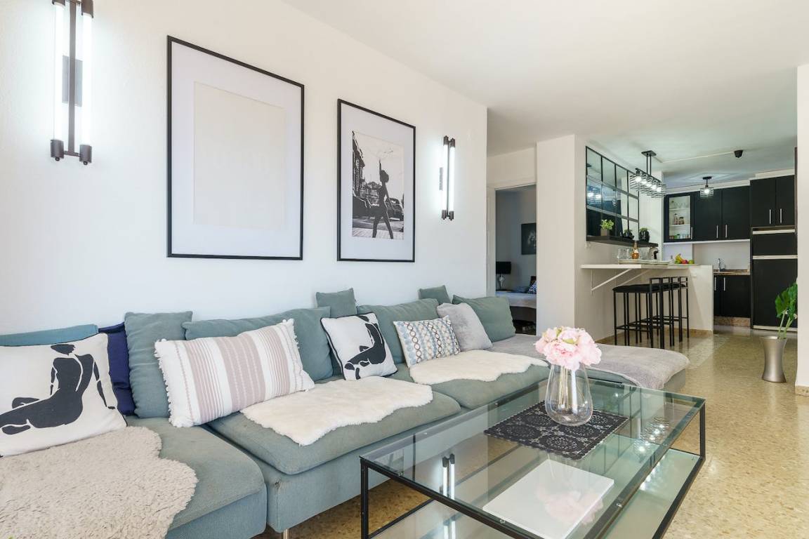 65 M² Apartamento ∙ 2 Habitaciones ∙ 4 Huéspedes - Alhaurín de la Torre