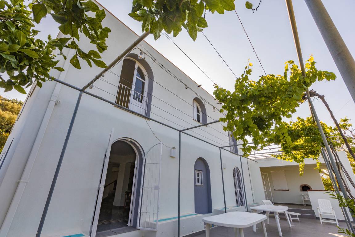 313 M² Villa ∙ 6 Camere Da Letto ∙ 12 Ospiti - Patti