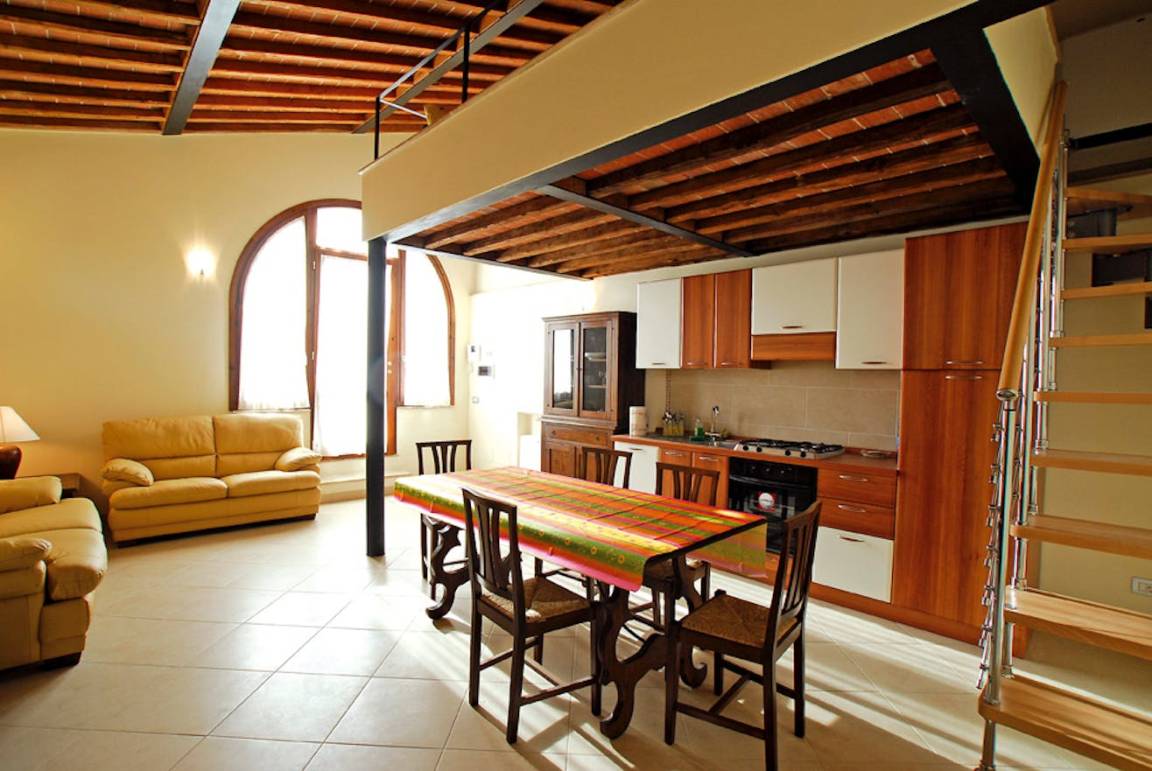 70 M² Apartamento ∙ 1 Habitación ∙ 2 Huéspedes - Siena