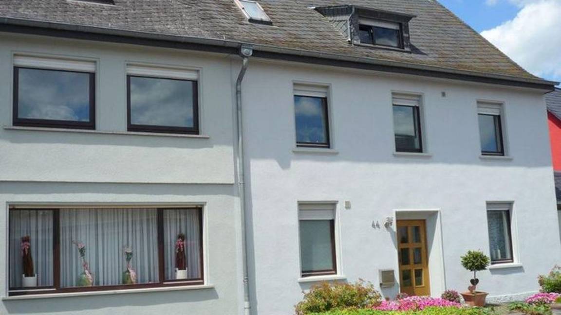 90 M² Apartment ∙ 1 Bedroom ∙ 3 Guests - Saarburg