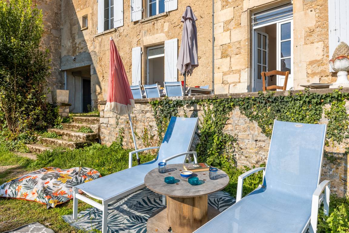 200 M² Maison De Vacances ∙ 4 Chambres ∙ 10 Personnes - La Crèche