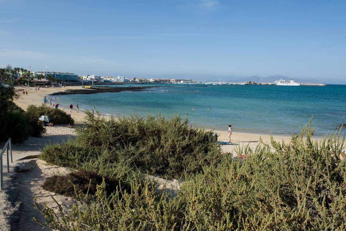 120 M² Villa ∙ 2 Bedrooms ∙ 6 Guests - Corralejo