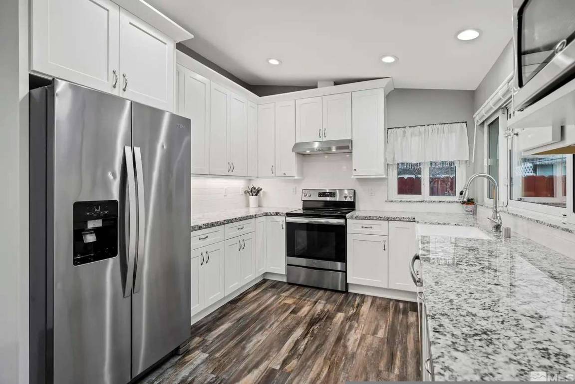 House ∙ 4 Bedrooms ∙ 8 Guests - Reno, NV