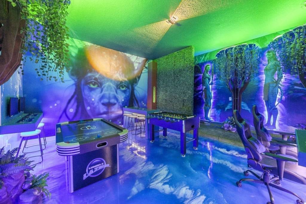 Villa ∙ 12 Bedrooms ∙ 32 Guests - Orlando, FL