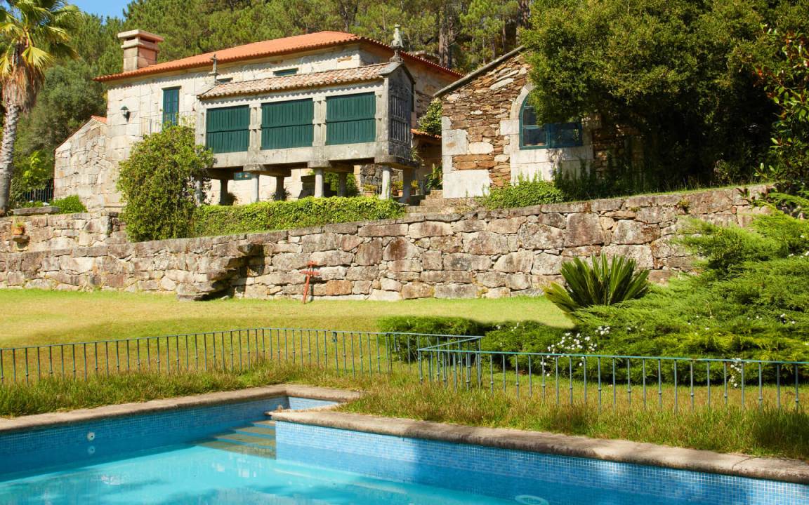 312 M² Villa ∙ 4 Habitaciones ∙ 10 Huéspedes - Nigrán