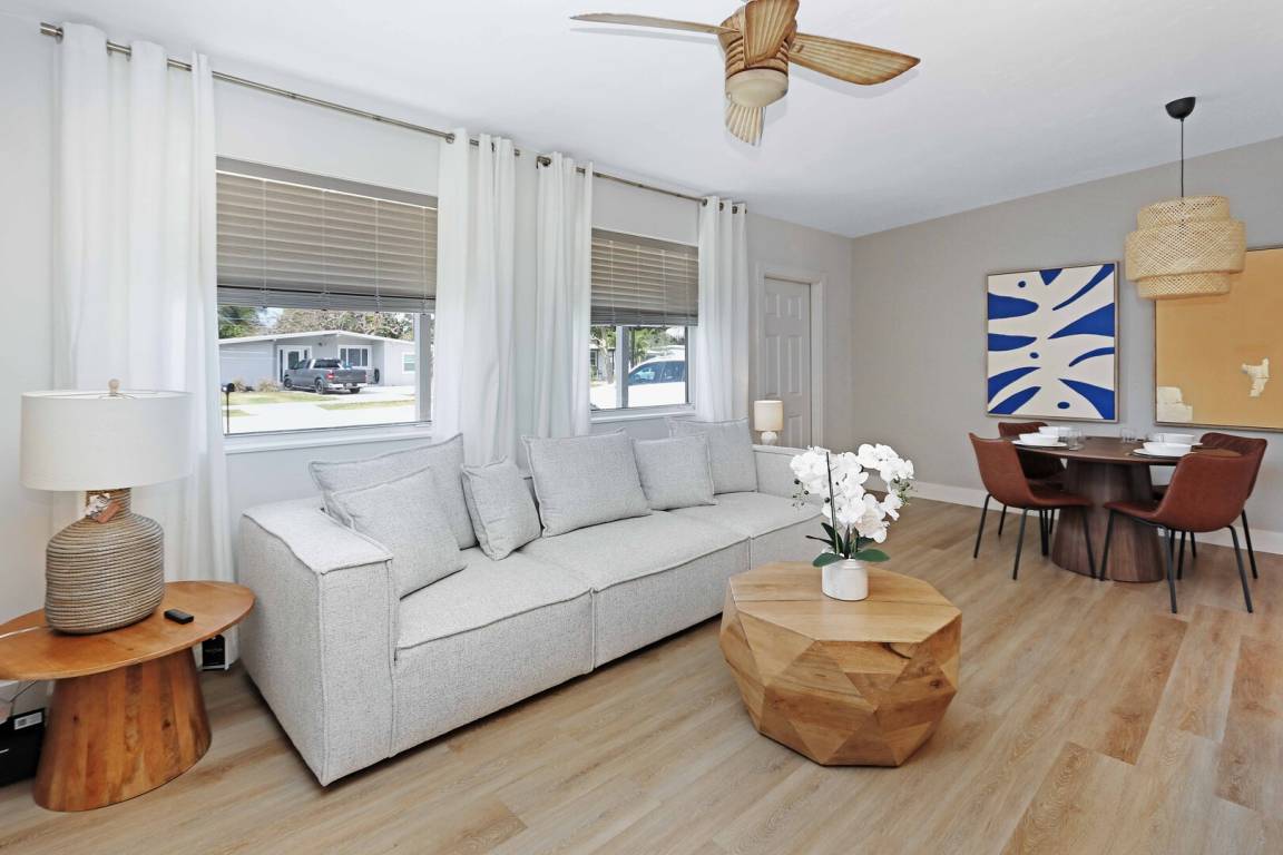 102 M² House ∙ 3 Bedrooms ∙ 6 Guests - Boca Raton, FL