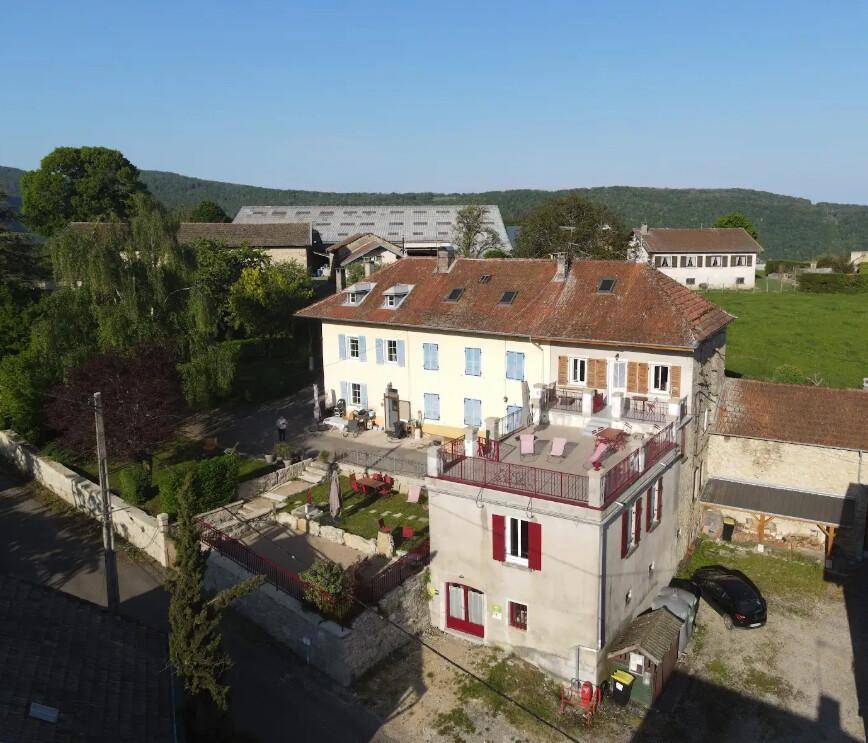 180 M² Gîte ∙ 5 Quartos ∙ 12 Hóspedes - Lagnieu