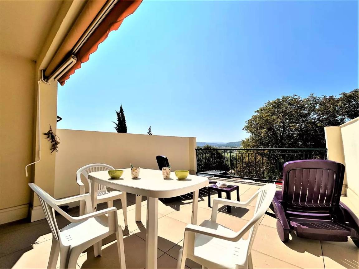 23 M² Studio ∙ 1 Slaapkamer ∙ 2 Gasten - Lac d'Esparron