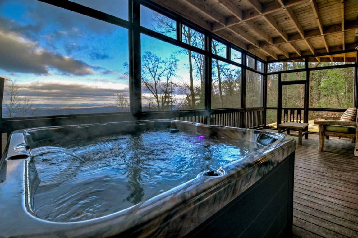 202 M² Cabin ∙ 3 Bedrooms ∙ 6 Guests - Georgia, GA