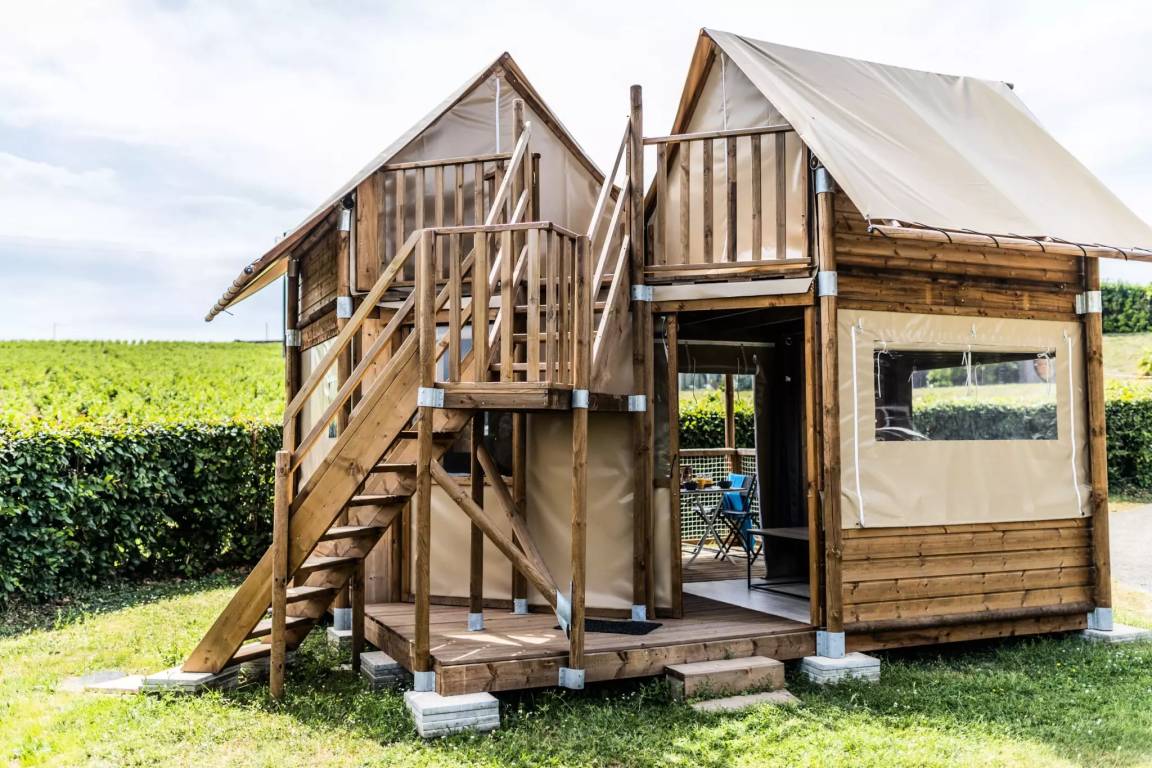 Caravan ∙ 2 Bedrooms ∙ 4 Guests - Fleurie