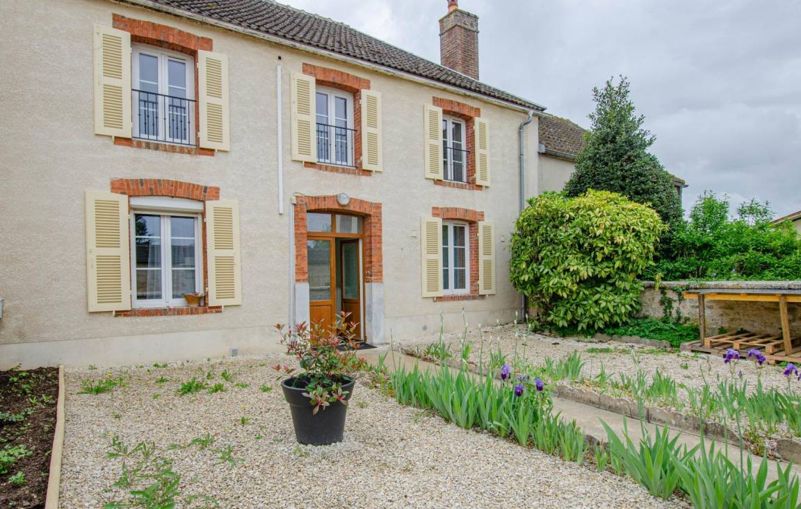 90 M² Gîte ∙ 3 Chambres ∙ 8 Personnes - Marne