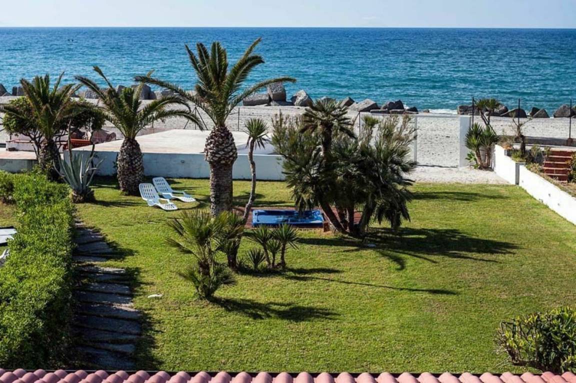 80 M² Villa ∙ 3 Camere Da Letto ∙ 5 Ospiti - Spadafora