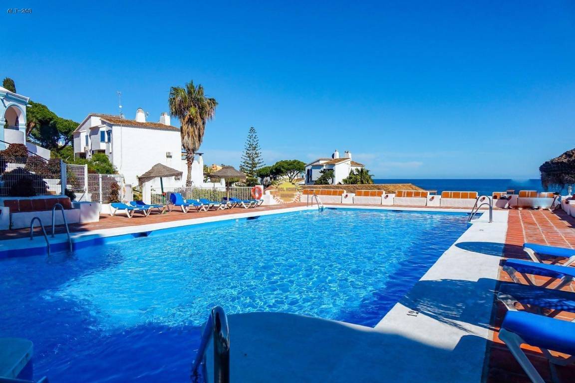 85 M² Apartamento ∙ 2 Habitaciones ∙ 6 Huéspedes - Calahonda