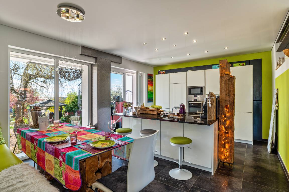 95 M² Ferienwohnung ∙ 1 Schlafzimmer ∙ 2 Gäste - Pirmasens