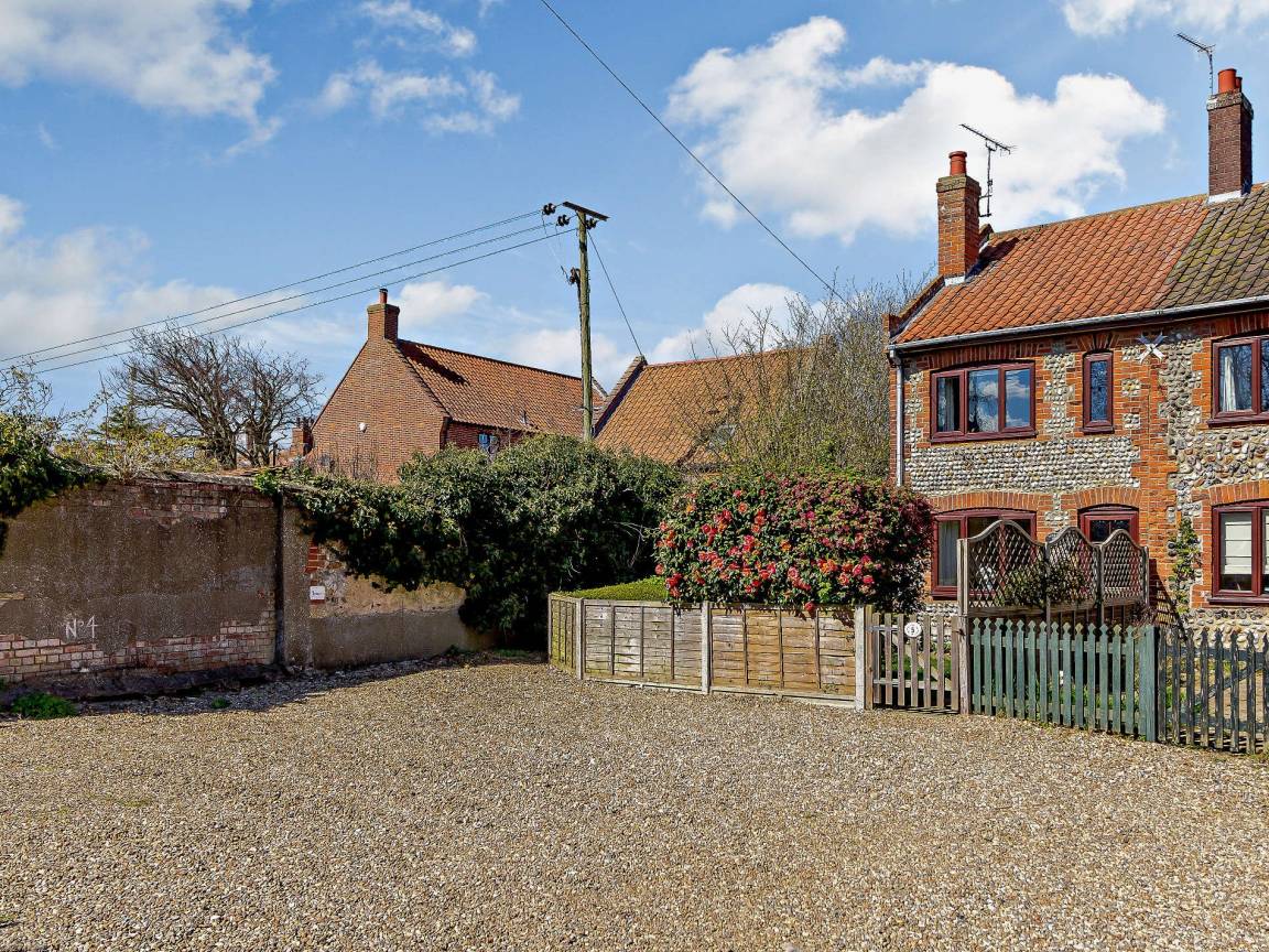 Cottage ∙ 2 Bedrooms ∙ 4 Guests - Cromer