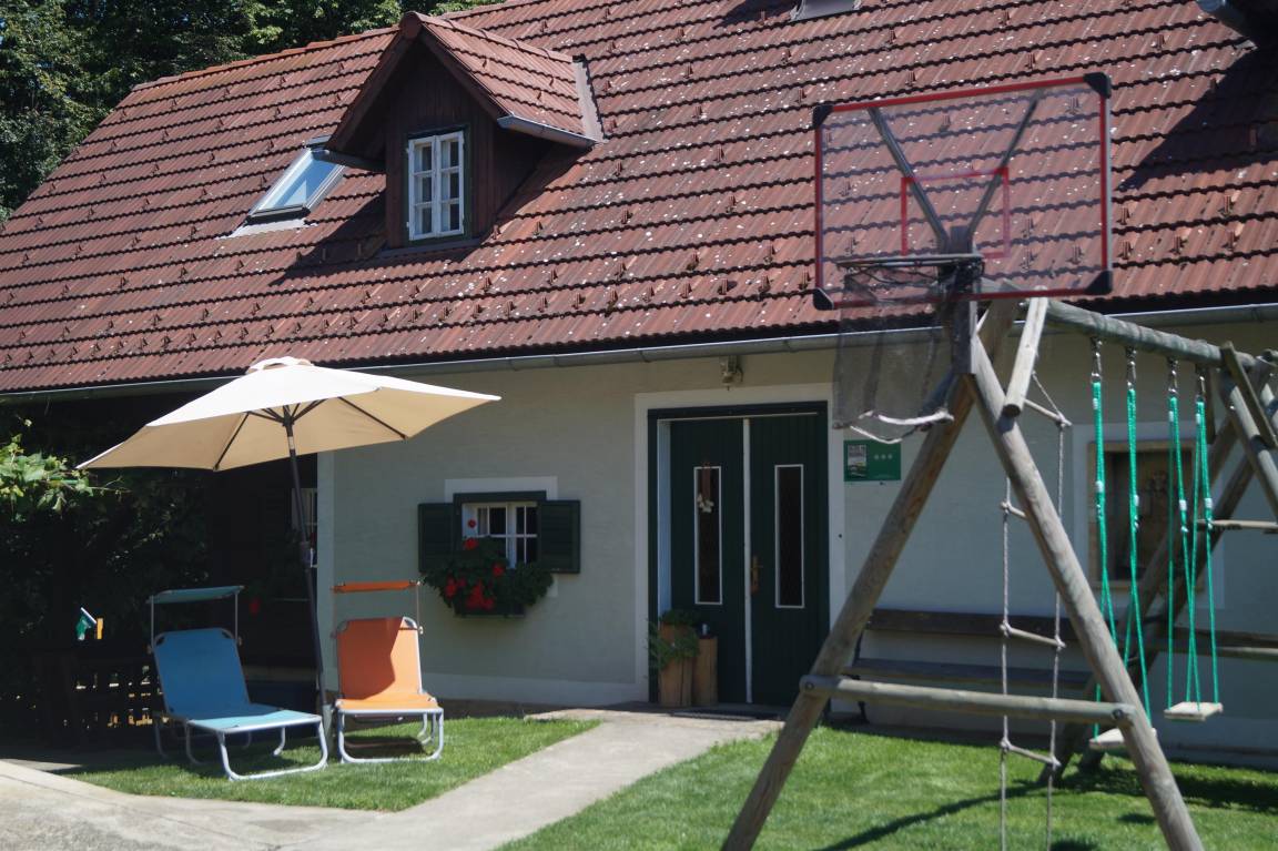 75 M² Ferienhaus ∙ 2 Schlafzimmer ∙ 6 Gäste - Steiermark