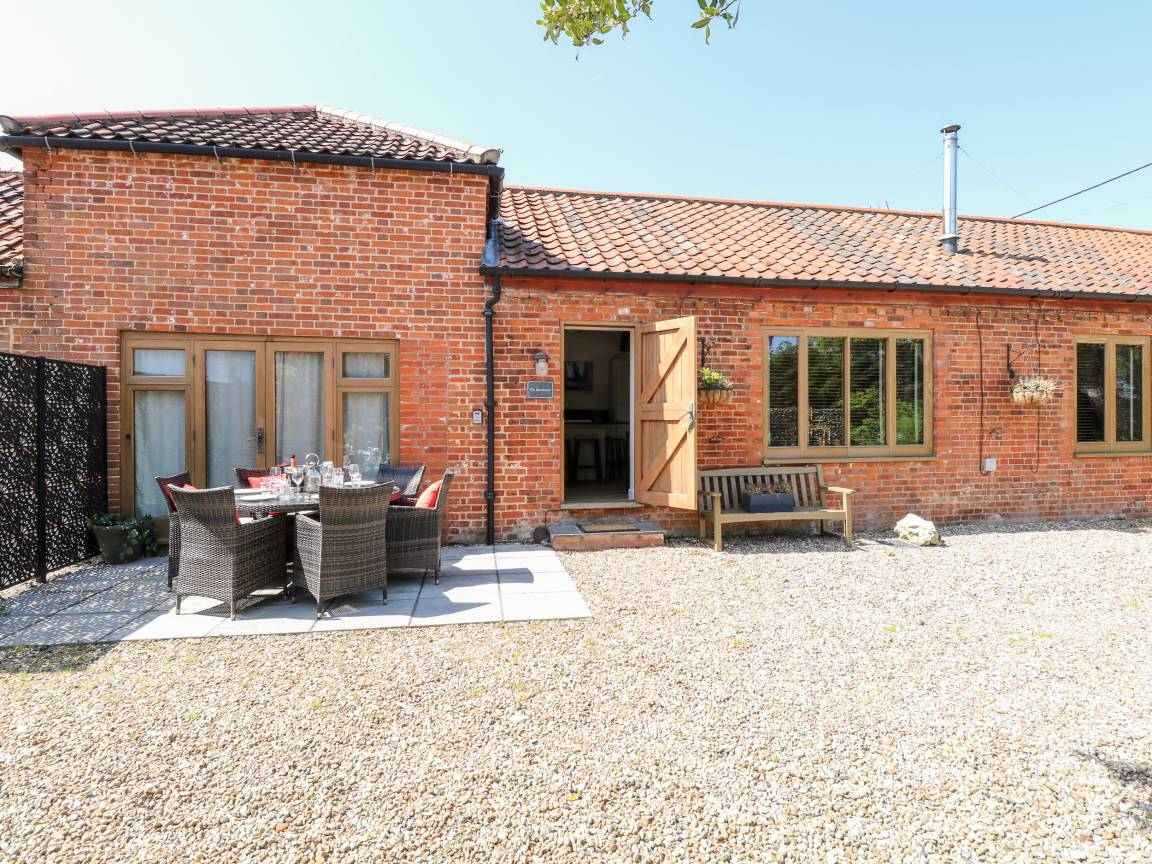 Cottage ∙ 3 Bedrooms ∙ 6 Guests - North Walsham