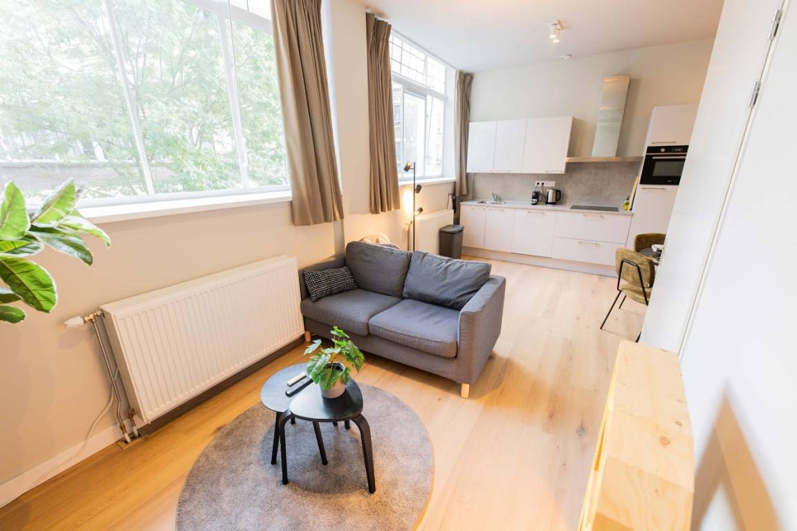 72 M² Apartment ∙ 3 Bedrooms ∙ 6 Guests - Rotterdam