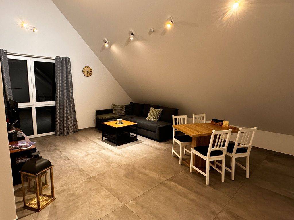 78 M² Ferienwohnung ∙ 1 Schlafzimmer ∙ 4 Gäste - Landsberg am Lech