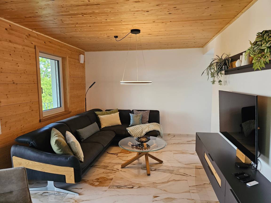 106 M² Ferienwohnung ∙ 2 Schlafzimmer ∙ 4 Gäste - Pfullendorf