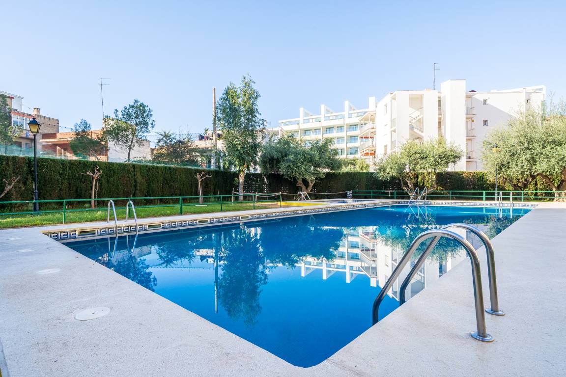 60 M² Apartment ∙ 2 Bedrooms ∙ 4 Guests - La Pineda