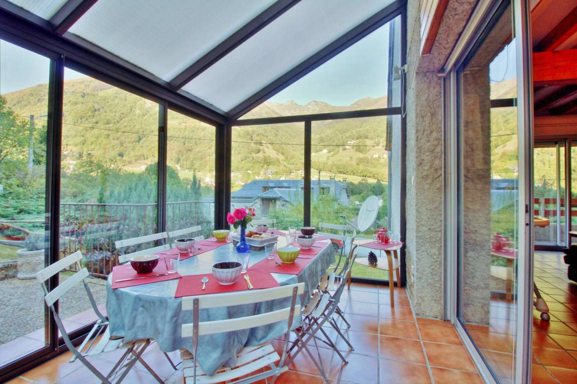 100 M² Mökki ∙ 3 Makuuhuonetta ∙ 6 Vierasta - Cauterets