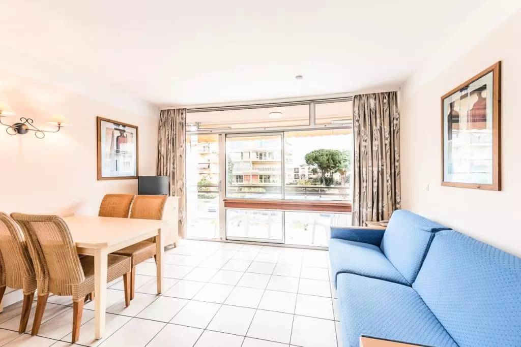 25 M² Studio ∙ 1 Chambre ∙ 4 Personnes - Parc Phœnix - Nice