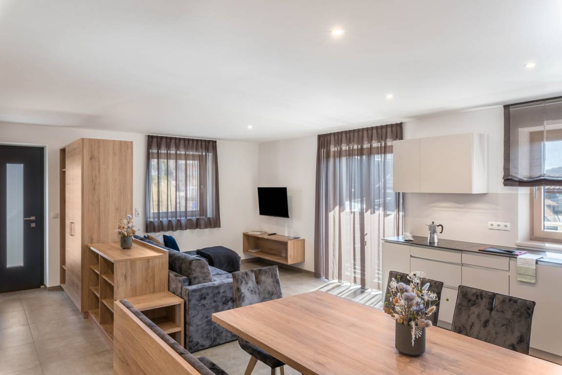 90 M² Apartment ∙ 3 Bedrooms ∙ 8 Guests - Bolzano