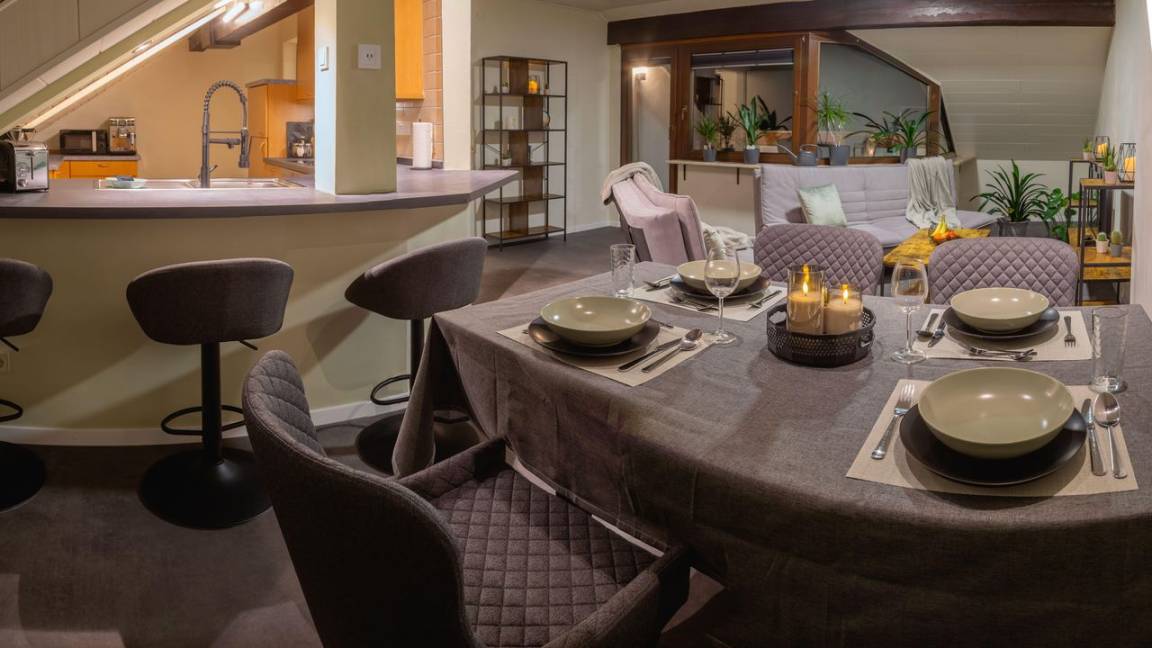 130 M² Ferienwohnung ∙ 3 Schlafzimmer ∙ 4 Gäste - Merzig