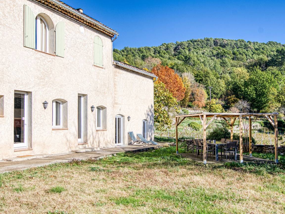 150 M² Maison De Vacances ∙ 4 Chambres ∙ 9 Personnes - Draguignan