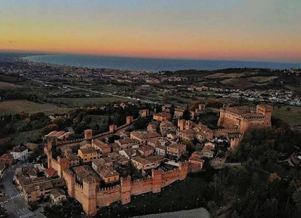 62 M² Appartamento ∙ 1 Camera Da Letto ∙ 4 Ospiti - Gradara